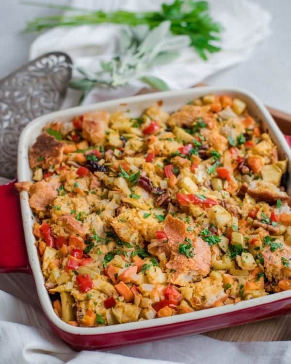 Classic Thanksgiving Stuffing (Vegan) - Rainbow Plant Life