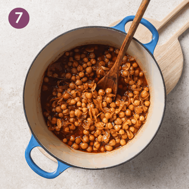 Tomato-Fennel Braised Chickpeas - Rainbow Plant Life