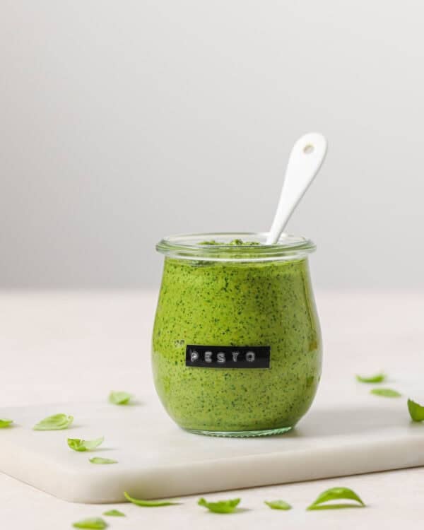 Spinach Pesto - Rainbow Plant Life